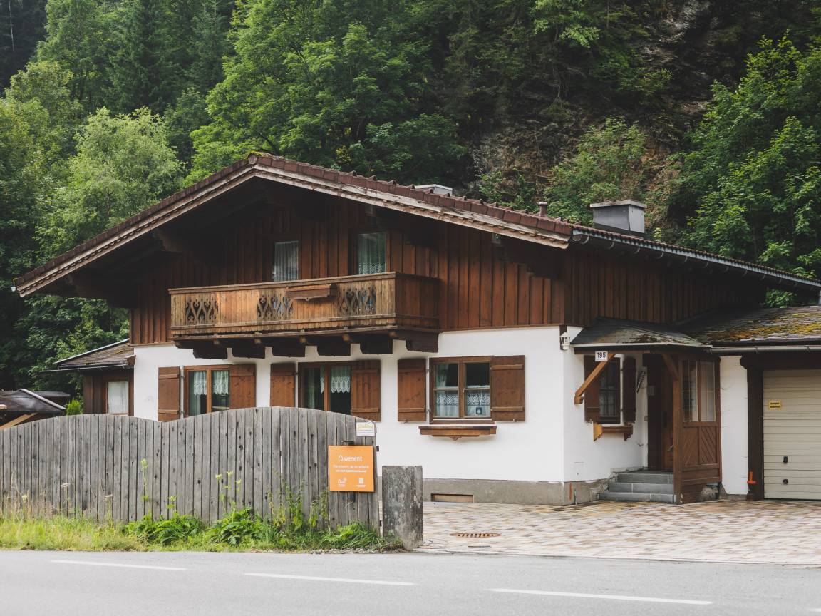 130 M² Chalet ∙ 4 Schlafzimmer ∙ 8 Gäste - Saalbach