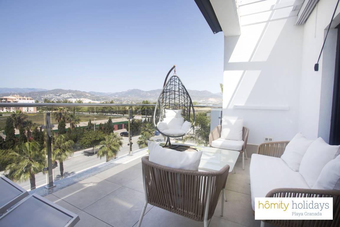 85 M² Apartamento ∙ 3 Habitaciones ∙ 6 Huéspedes - Salobreña