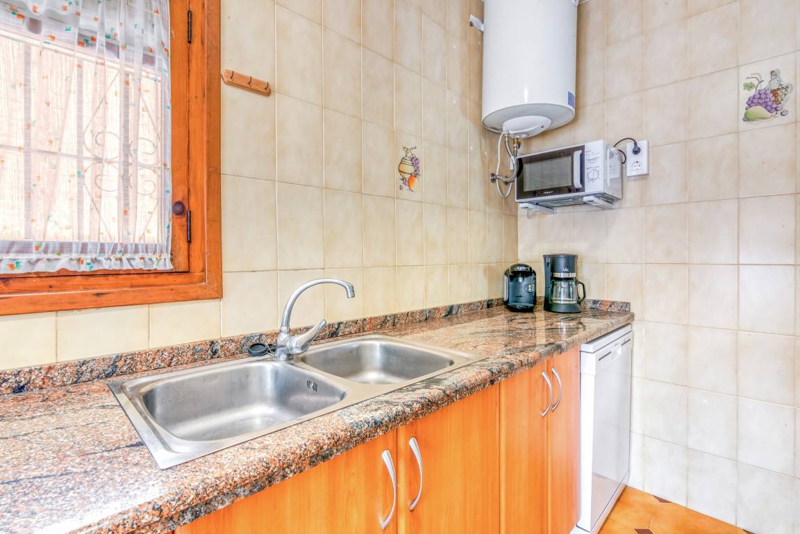 200 M² Villa ∙ 3 Bedrooms ∙ 6 Guests - Moraira