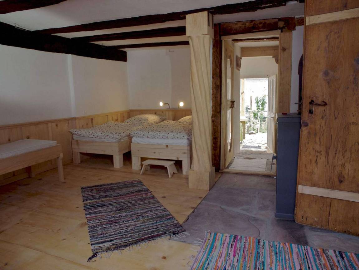 110 M² Ferienhaus ∙ 2 Schlafzimmer ∙ 10 Gäste - Alpirsbach