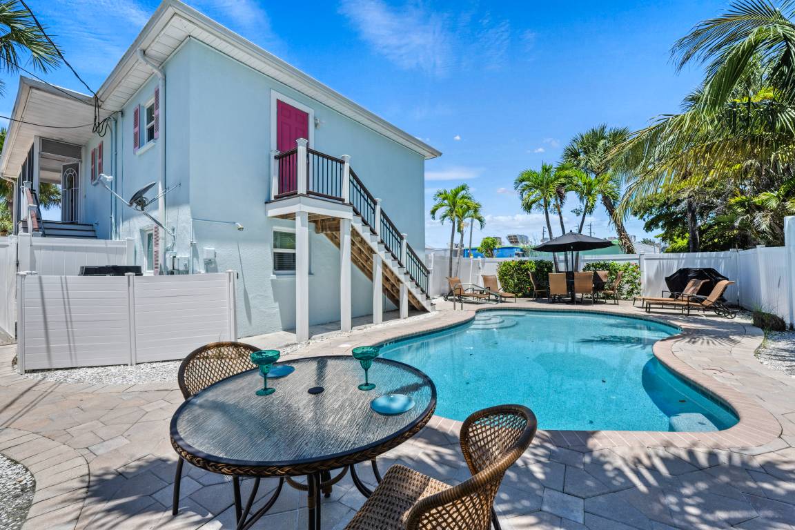178 M² House ∙ 4 Bedrooms ∙ 12 Guests - Siesta Key, FL
