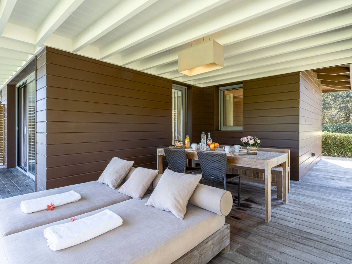 40 M² Huoneisto ∙ 2 Makuuhuonetta ∙ 4 Vierasta - Bonifacio