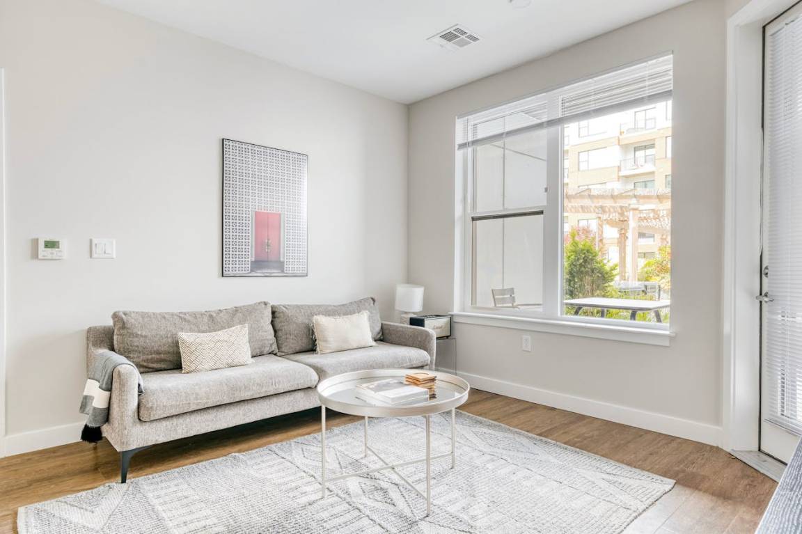 97 M² Apartment ∙ 2 Bedrooms ∙ 4 Guests - Wellesley, MA