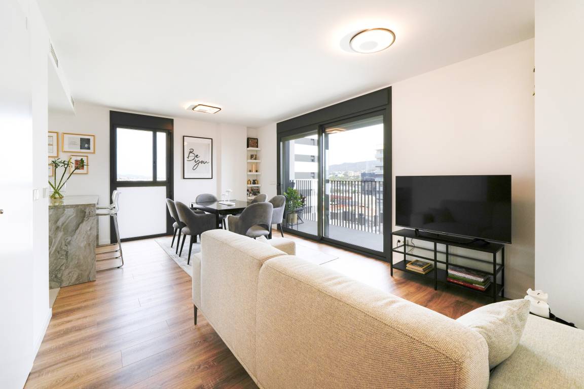 57 M² Appartement ∙ 2 Chambres ∙ 3 Personnes - Cornellà de Llobregat