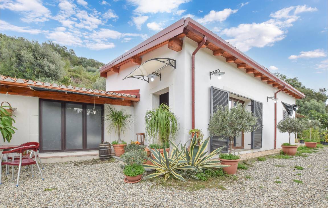 90 M² Casa ∙ 2 Camere Da Letto ∙ 5 Ospiti - Santa Teresa di Riva