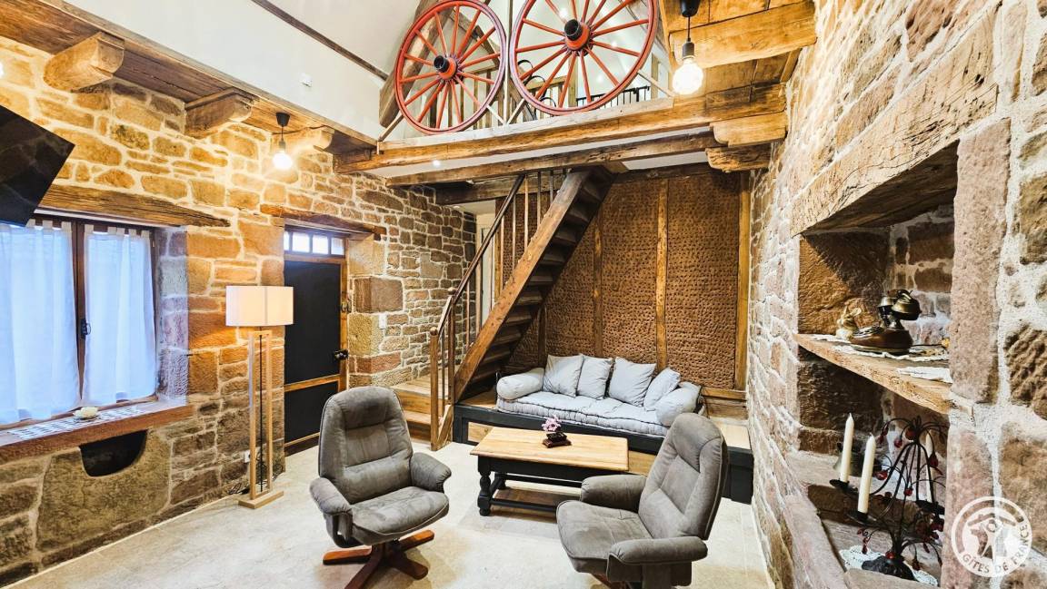 80 M² Gîte ∙ 3 Chambres ∙ 6 Personnes - Collonges-la-Rouge