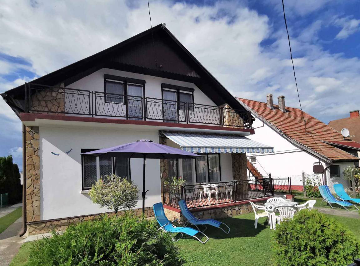 170 M² Maison De Vacances ∙ 4 Chambres ∙ 8 Personnes - Balatonmáriafürdő