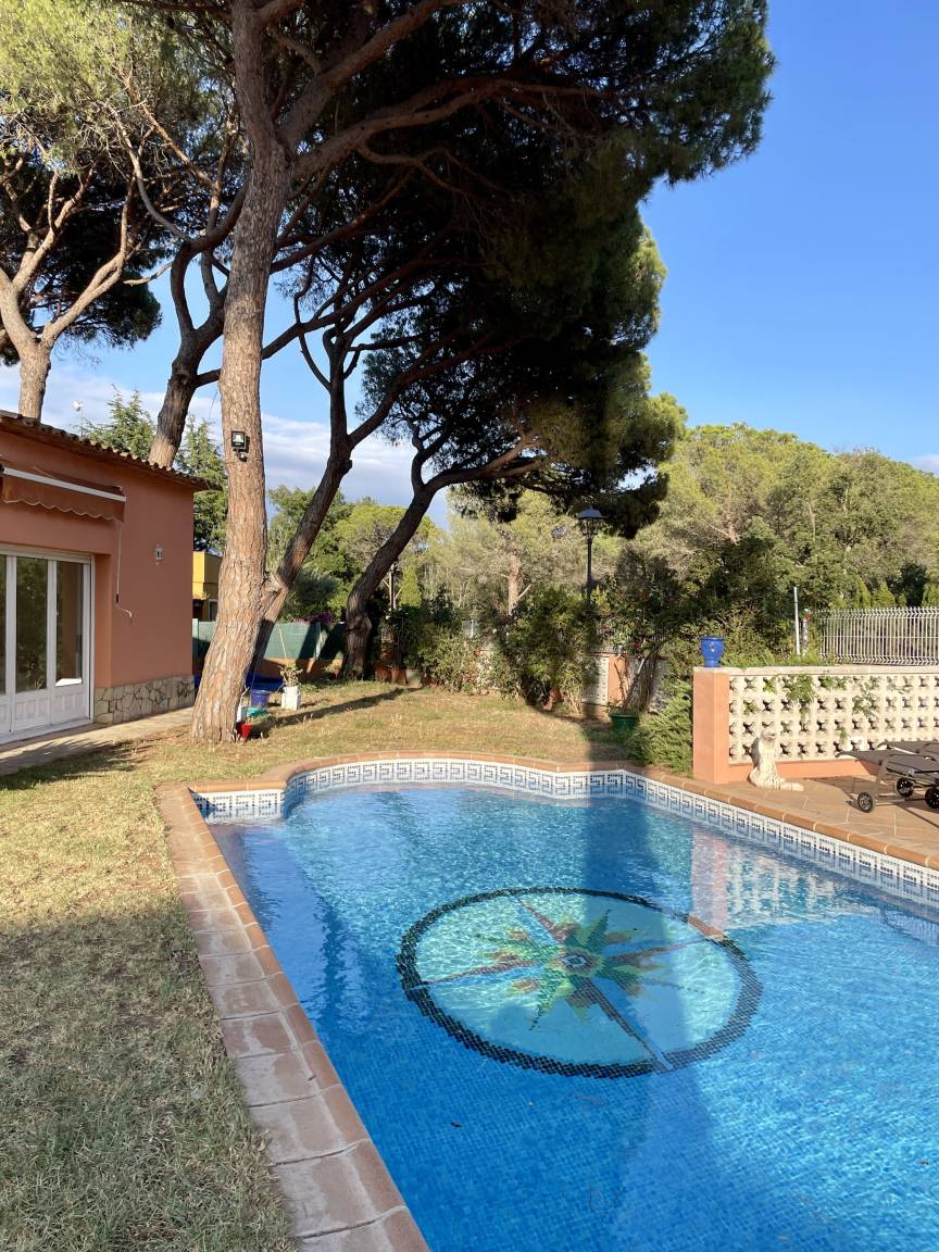 98 M² Casa ∙ 4 Habitaciones ∙ 8 Huéspedes - Palamós