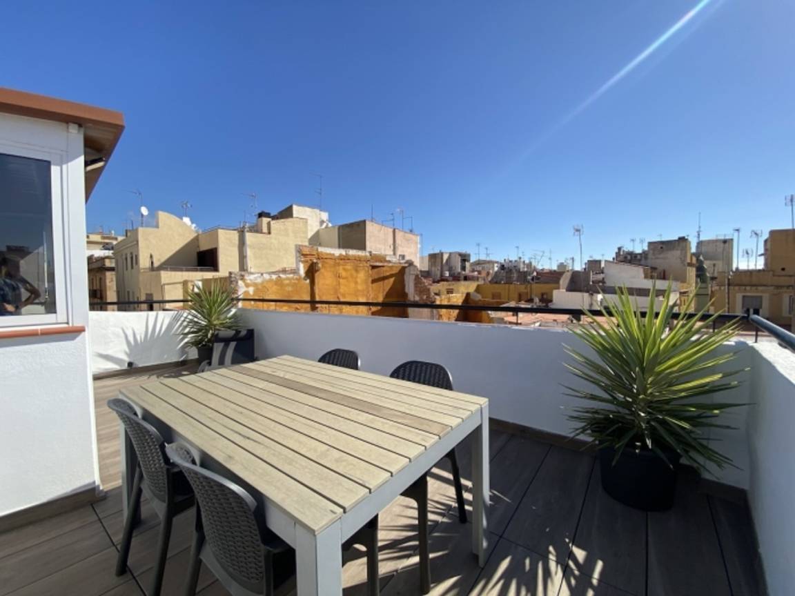 83 M² Ferienwohnung ∙ 2 Schlafzimmer ∙ 4 Gäste - Universitat Rovira i Virgili