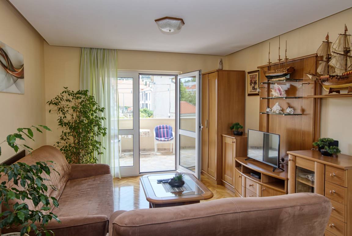 78 M² Apartment ∙ 3 Bedrooms ∙ 8 Guests - Jezera