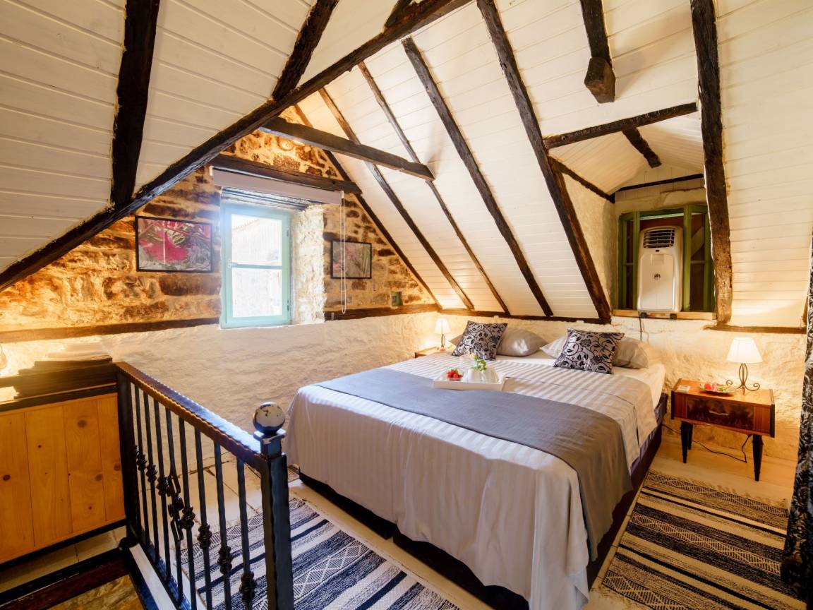 69 M² Ferienhaus ∙ 1 Schlafzimmer ∙ 2 Gäste - Split