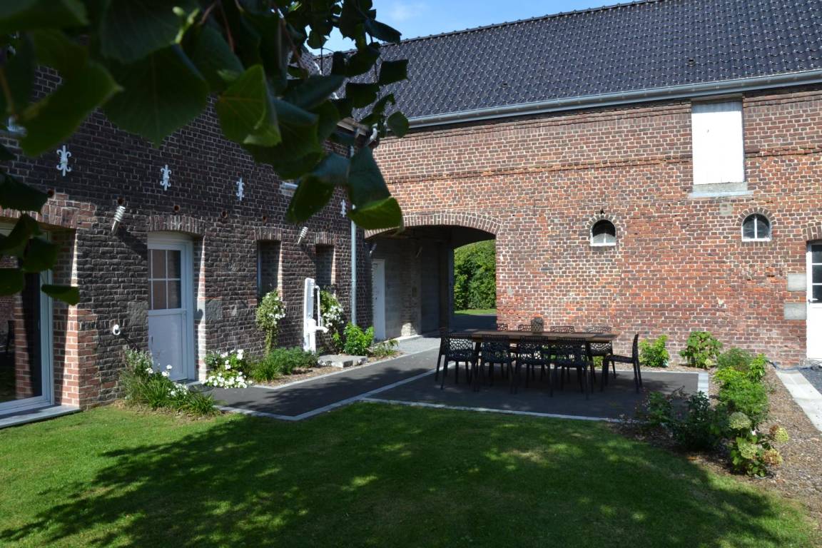 136 M² Gîte ∙ 4 Chambres ∙ 10 Personnes - Nord
