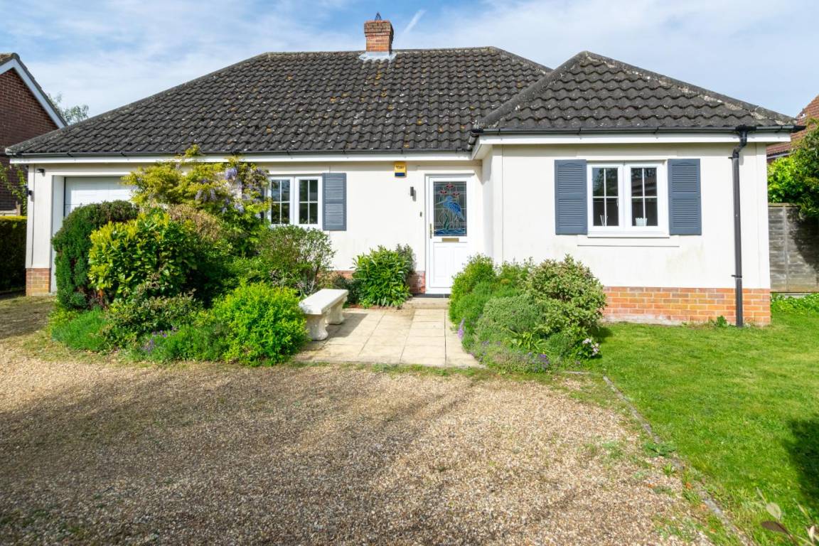 House ∙ 2 Bedrooms ∙ 4 Guests - Saxmundham