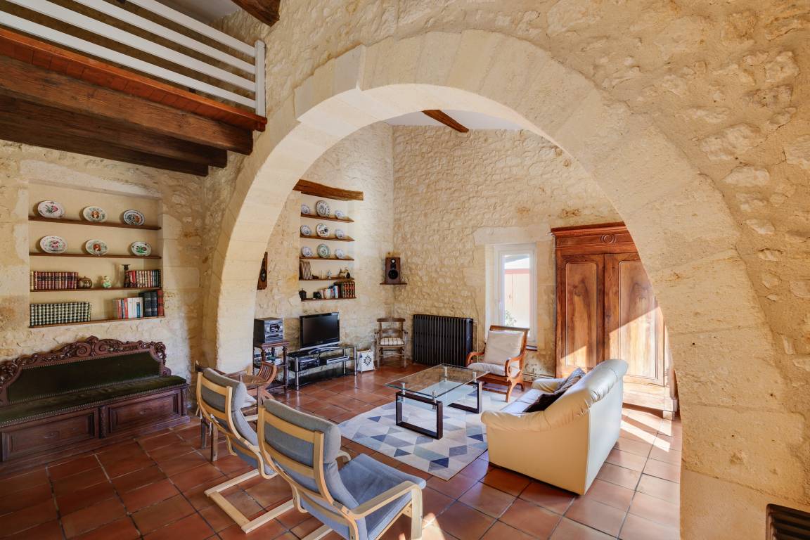 140 M² Maison De Vacances ∙ 2 Chambres ∙ 5 Personnes - Créon