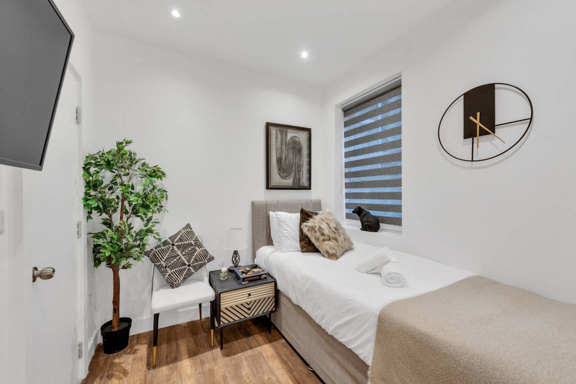 Apartment ∙ 1 Bedroom ∙ 2 Guests - Uxbridge