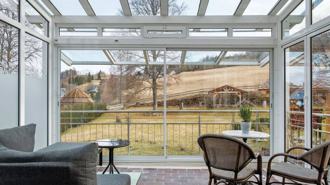 78 M² Ferienwohnung ∙ 4 Gäste - Titisee-Neustadt