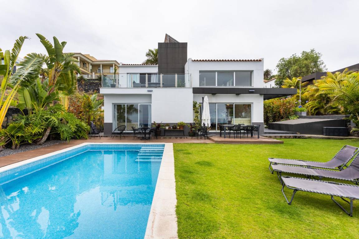 381 M² House ∙ 5 Bedrooms ∙ 10 Guests - La Orotava