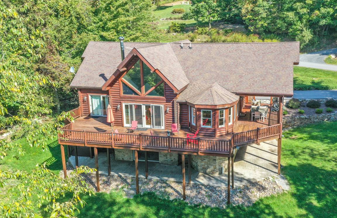 212 M² House ∙ 5 Bedrooms ∙ 12 Guests - Deep Creek Lake, MD