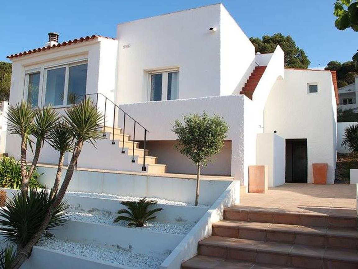 124 M² Villa ∙ 3 Chambres ∙ 6 Personnes - L'Escala