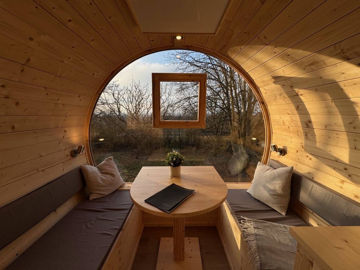 18 M² Bungalow ∙ 1 Schlafzimmer ∙ 2 Gäste - Dettelbach