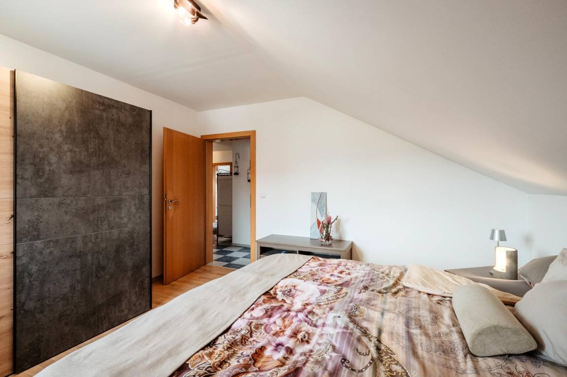 98 M² Apartment ∙ 2 Bedrooms ∙ 4 Guests - Hauzenberg