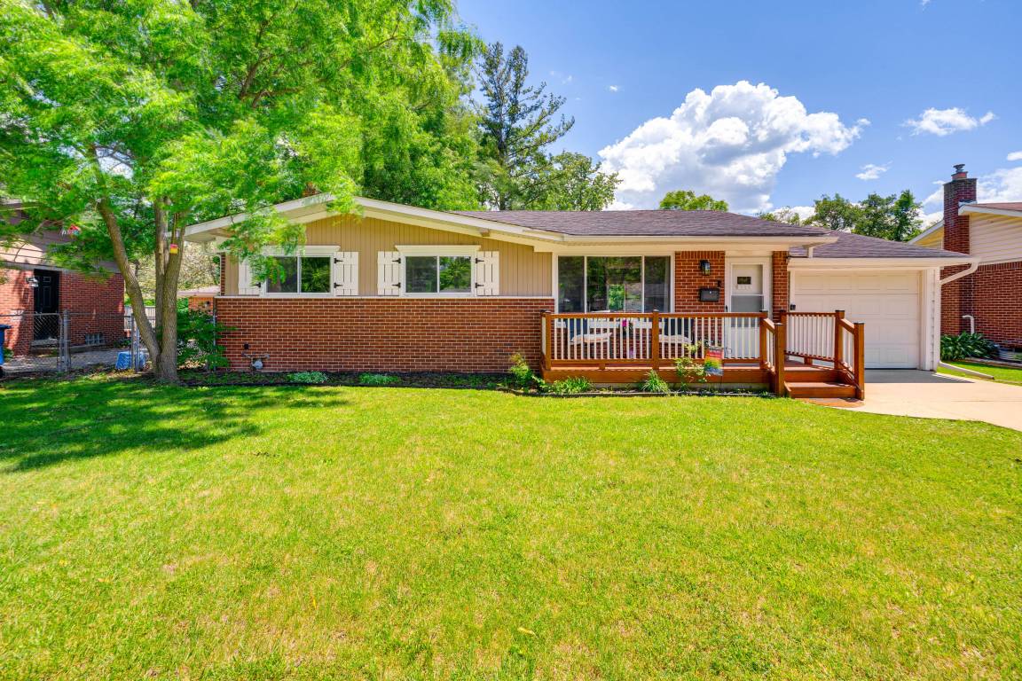 92 M² House ∙ 3 Bedrooms ∙ 4 Guests - University of Michigan, Ann Arbor