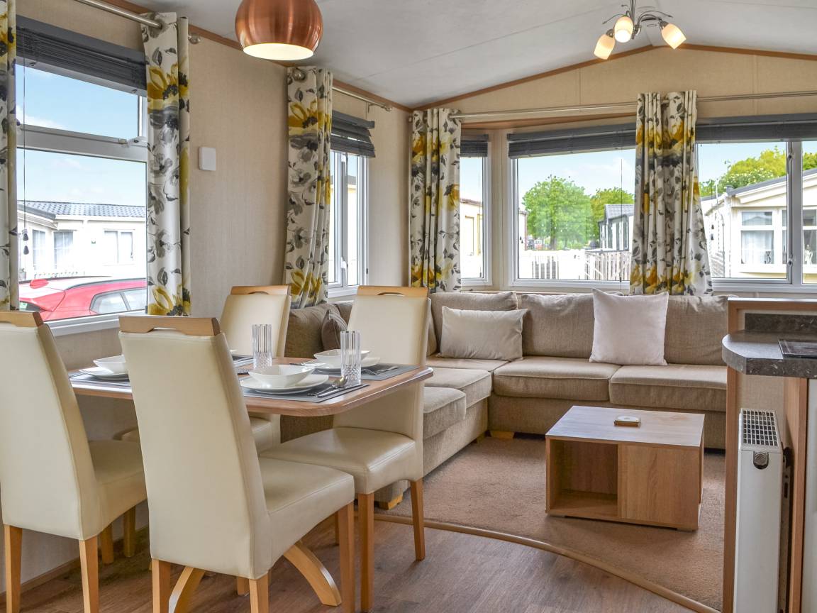 Cottage ∙ 2 Bedrooms ∙ 6 Guests - Lincolnshire