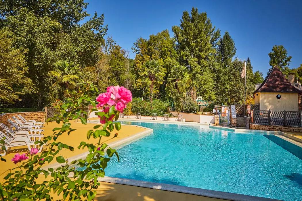 31 M² Caravan ∙ 3 Bedrooms ∙ 6 Guests - Dordogne