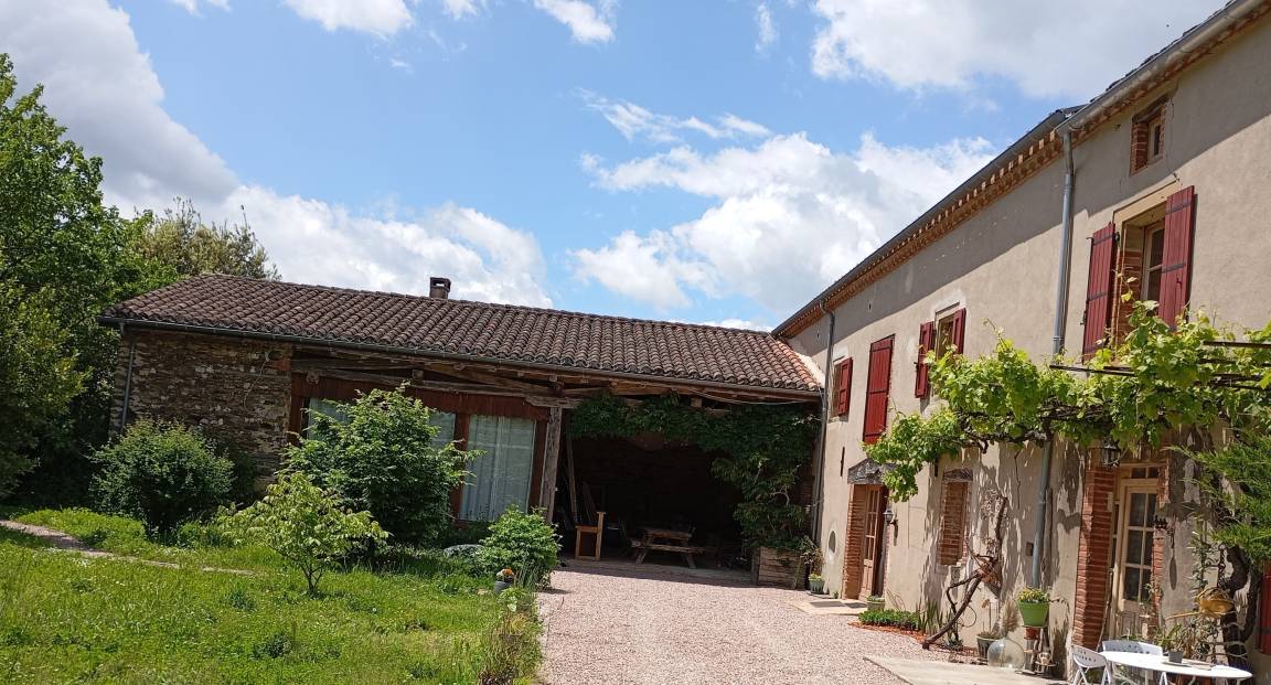 400 M² Maison De Vacances ∙ 4 Chambres ∙ 12 Personnes - Tarn