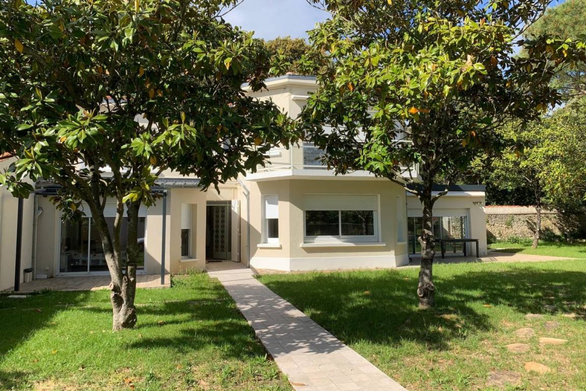 150 M² Apartamento ∙ 3 Habitaciones ∙ 8 Huéspedes - La Rochelle