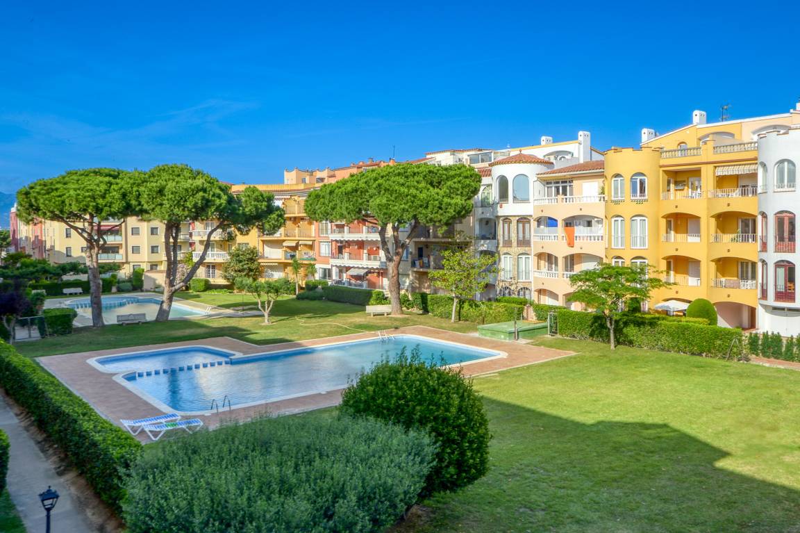 41 M² Apartament ∙ 1 Sypialnia ∙ 4 Gości - Empuriabrava