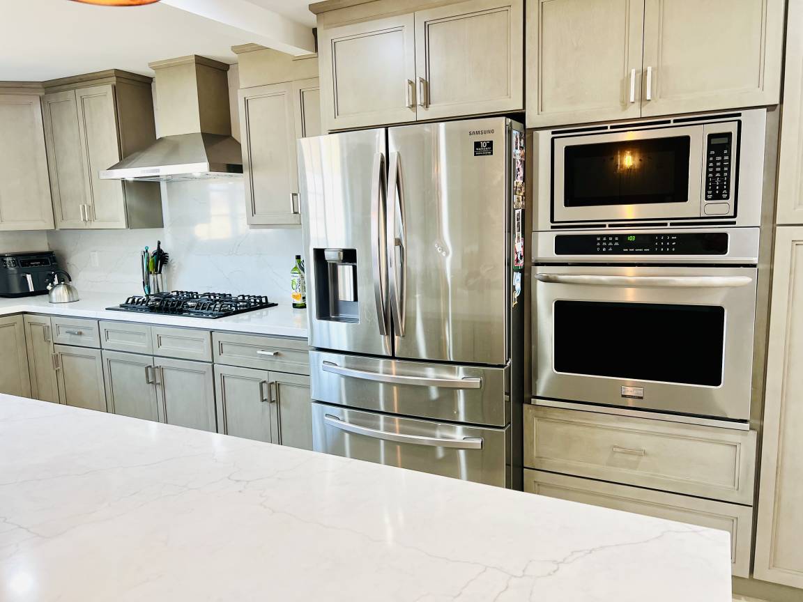 Casa ∙ 5 Habitaciones ∙ 18 Huéspedes - Fontana, CA