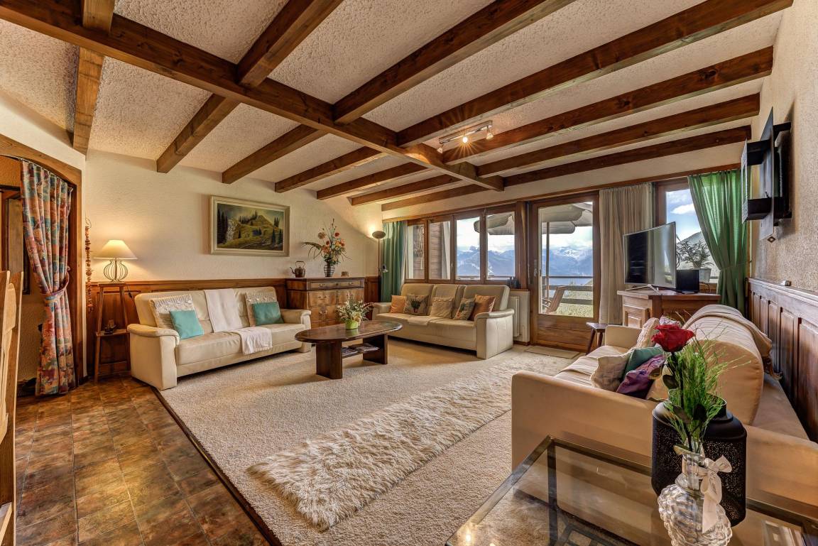 84 M² Apartment ∙ 3 Bedrooms ∙ 6 Guests - Martigny