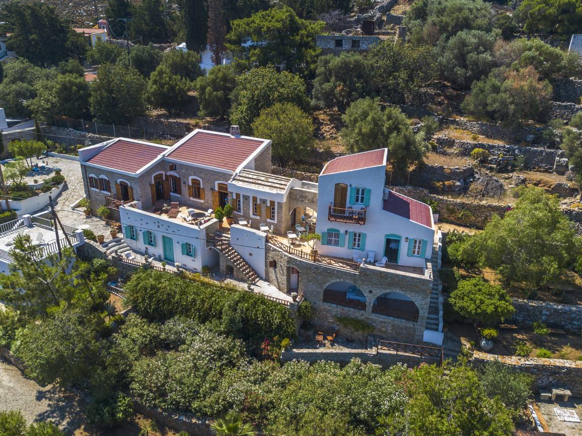 350 M² Villa ∙ 6 Bedrooms ∙ 14 Guests - Symi