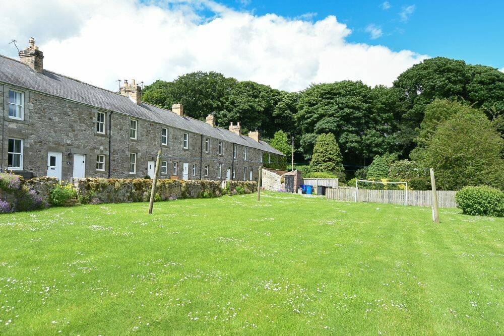 Cottage ∙ 2 Bedrooms ∙ 4 Guests - Bamburgh
