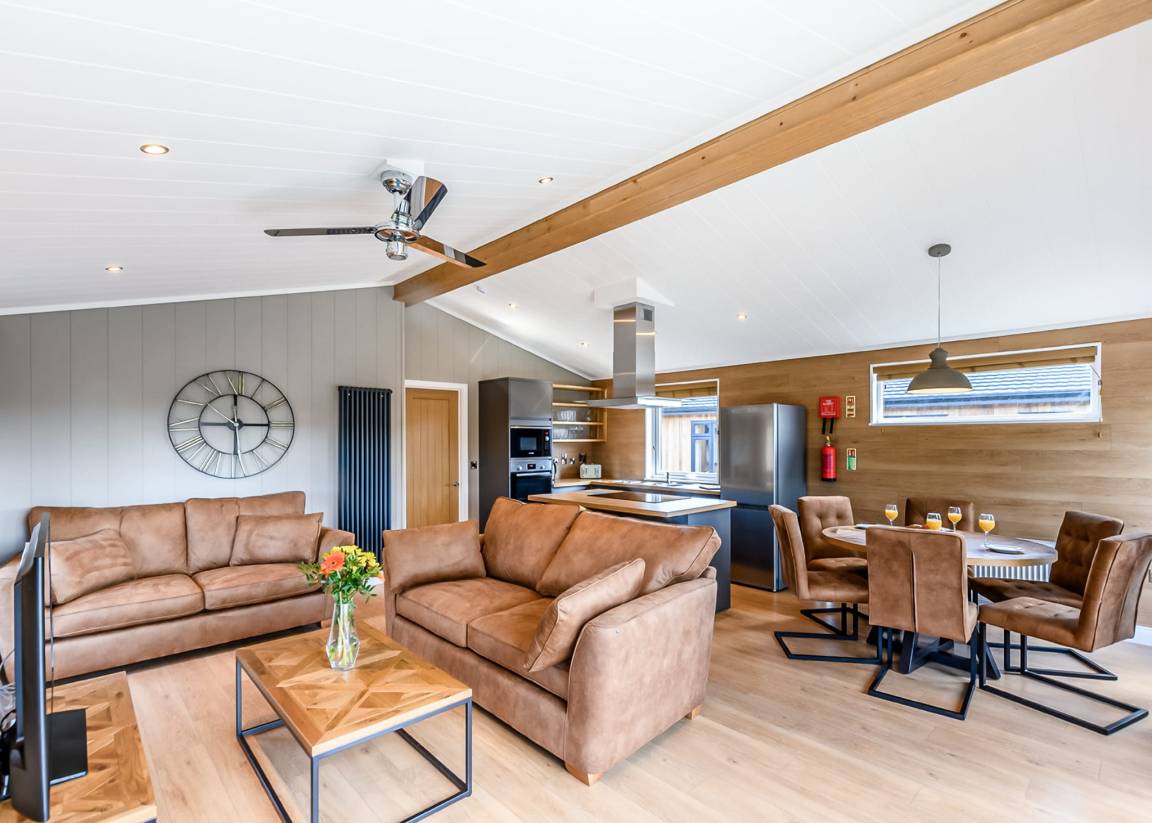 Chalet ∙ 3 Bedrooms ∙ 6 Guests - Cotswolds