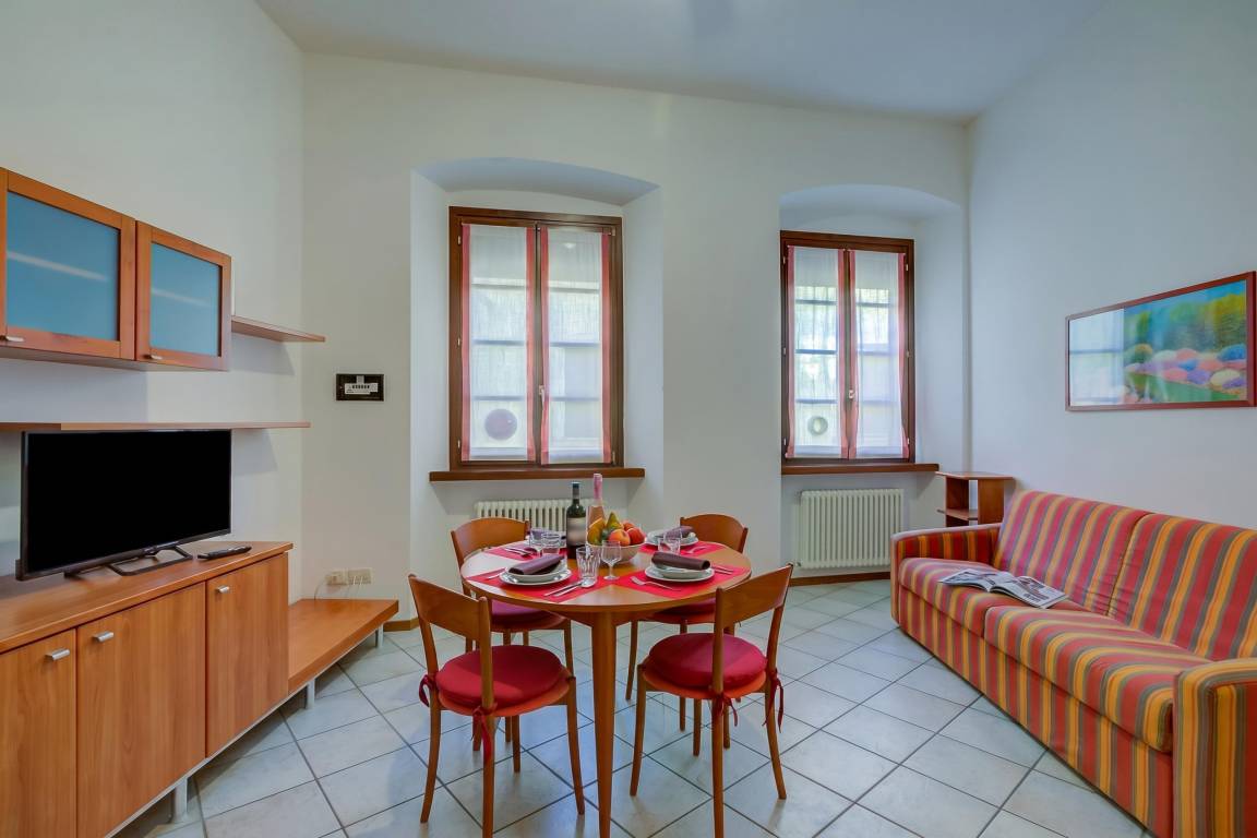 66 M² Apartment ∙ 1 Bedroom ∙ 4 Guests - Riva del Garda