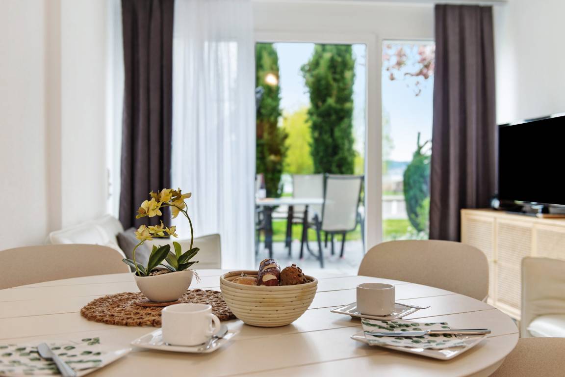 58 M² Ferienwohnung ∙ 2 Schlafzimmer ∙ 4 Gäste - Bodman-Ludwigshafen