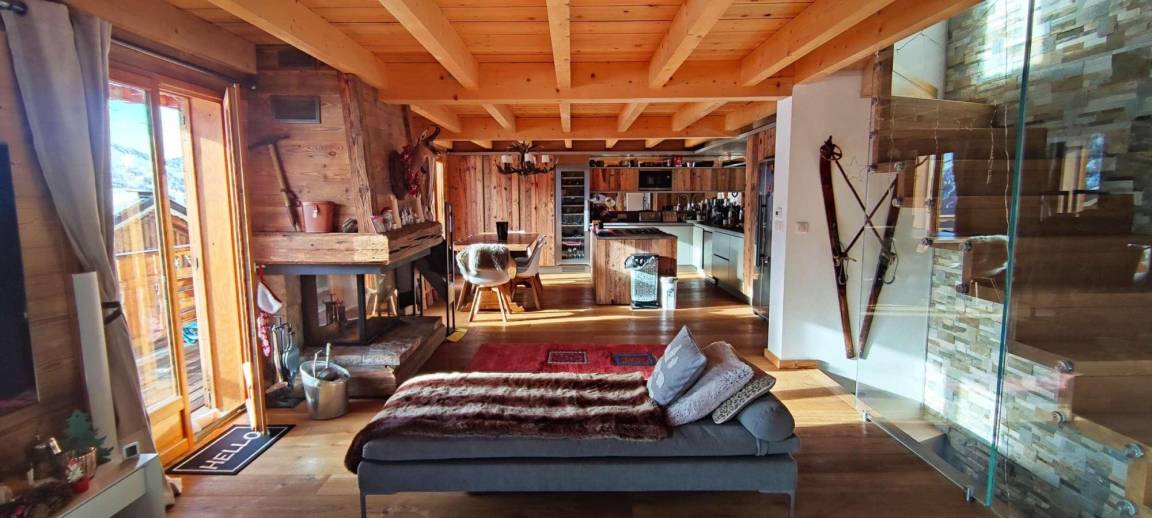 153 M² Chalet ∙ 5 Bedrooms ∙ 10 Guests - Isola 2000