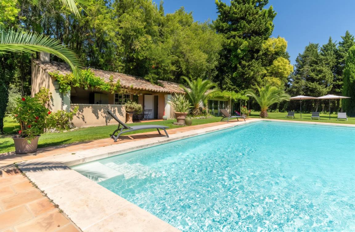 300 M² Villa ∙ 6 Chambres ∙ 15 Personnes - Les Baux-de-Provence