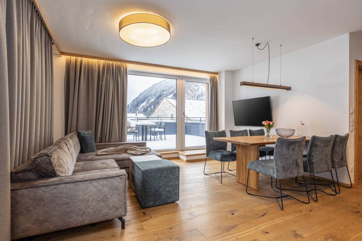65 M² Ferienwohnung ∙ 2 Schlafzimmer ∙ 6 Gäste - Lend