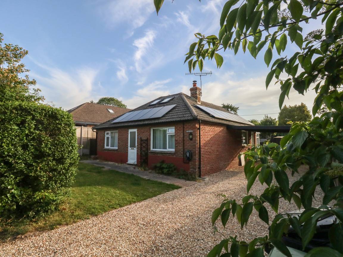 Cottage ∙ 2 Bedrooms ∙ 4 Guests - Dorchester