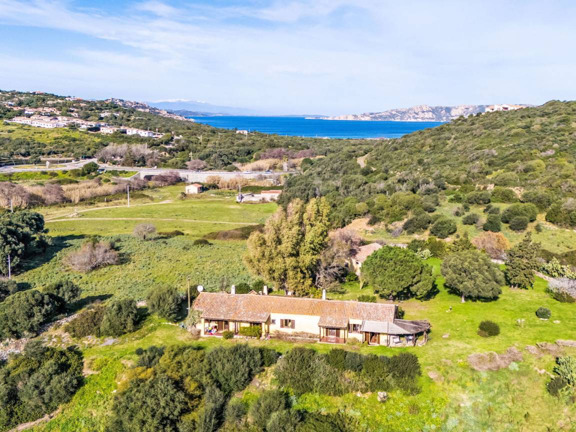 House ∙ 2 Bedrooms ∙ 5 Guests - Palau, Sassari, Italy