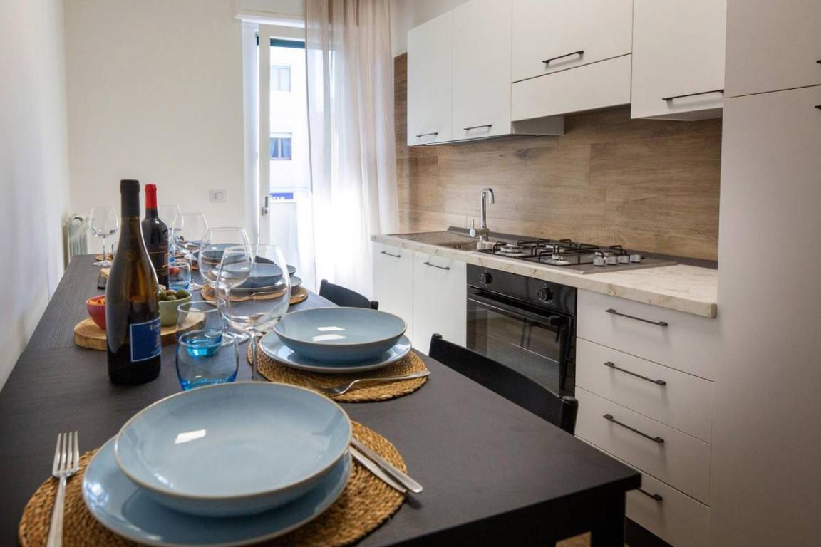 65 M² Appartement ∙ 2 Chambres ∙ 6 Personnes - Monopoli