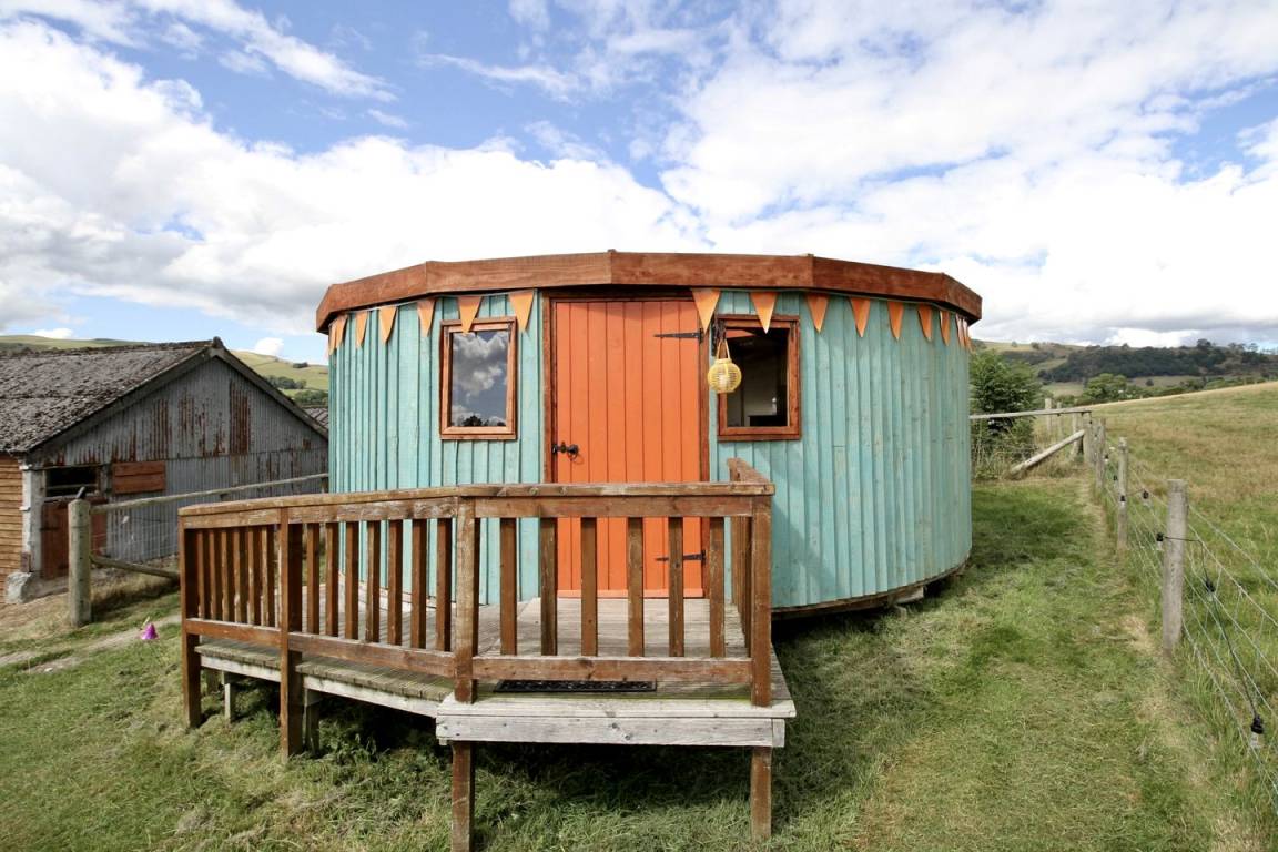 Camping ∙ 1 Bedroom ∙ 8 Guests - West Midlands