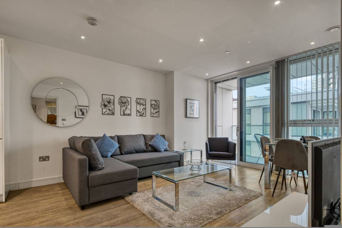 55 M² Apartment ∙ 1 Bedroom ∙ 4 Guests - London