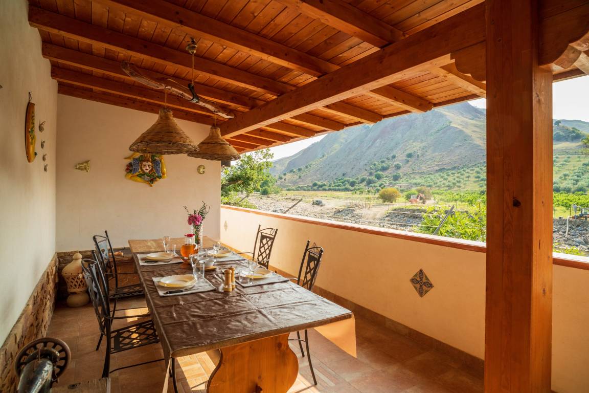 60 M² Casa ∙ 2 Habitaciones ∙ 4 Huéspedes - Catania