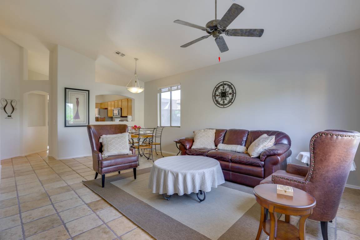 102 M² House ∙ 2 Bedrooms ∙ 4 Guests - Cave Creek, AZ