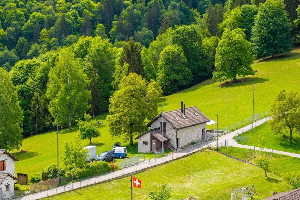 100 M² Mökki ∙ 3 Makuuhuonetta ∙ 6 Vierasta - Canton of Ticino