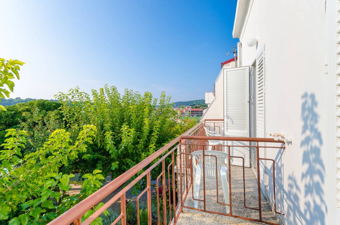 65 M² Apartment ∙ 2 Bedrooms ∙ 4 Guests - Rab Island